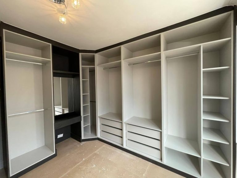 20+ Stunning Built-in Wardrobe Ideas to Elevate Your Interior Space